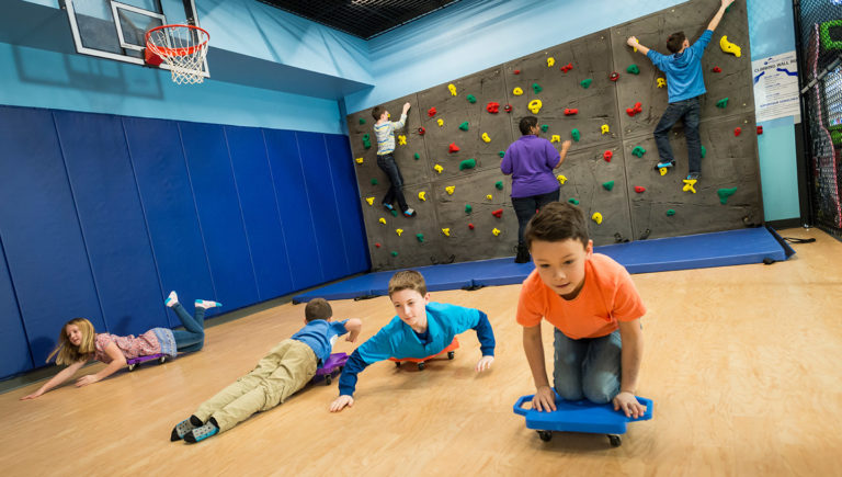 Kids-in-gym - Kids Quest